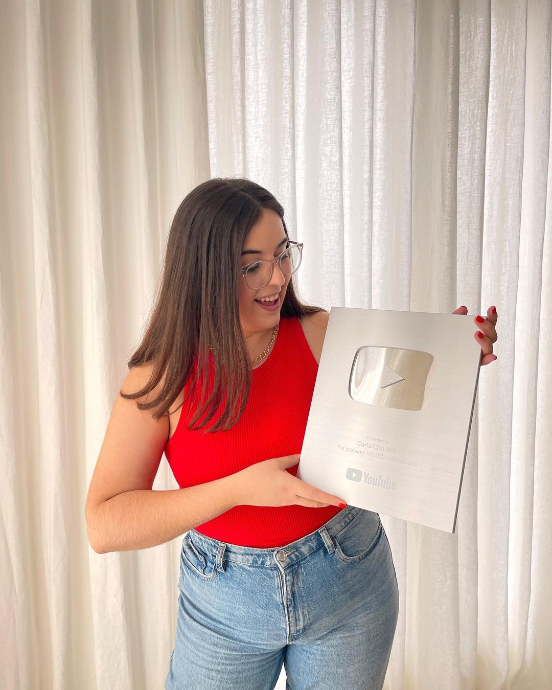 Carla Con Wifi - Nómada Digital Y Creadora De Contenido